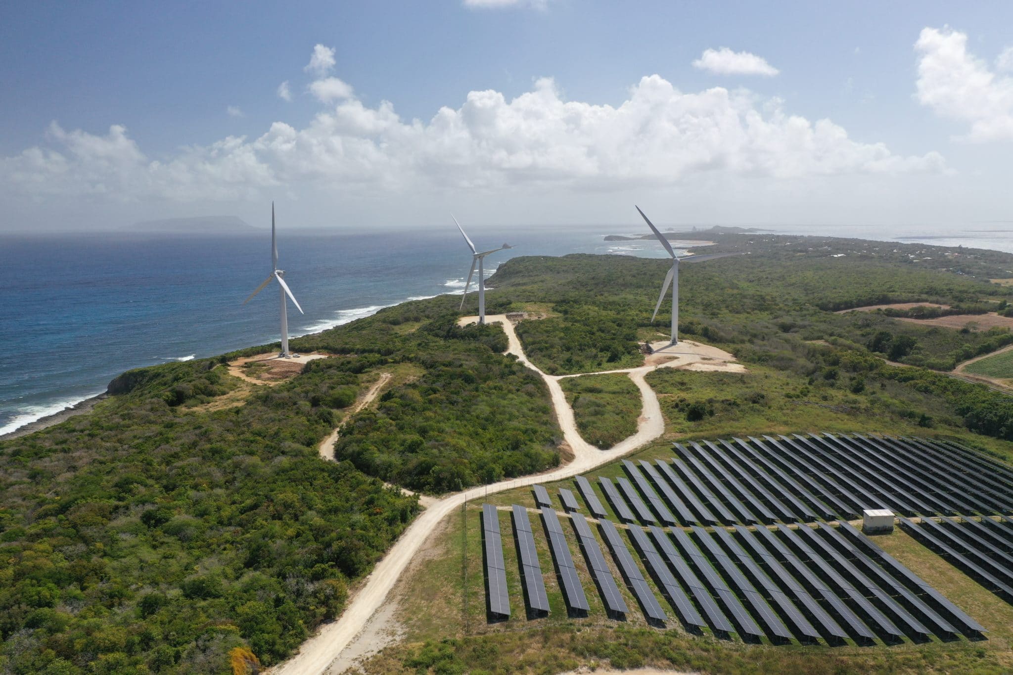 PARC EOLIEN ET SOLAIRE – SAINT FRANCOIS – – Caraïbes Factory